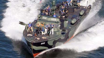 Lifelines & Stanchions | Wooden Boat